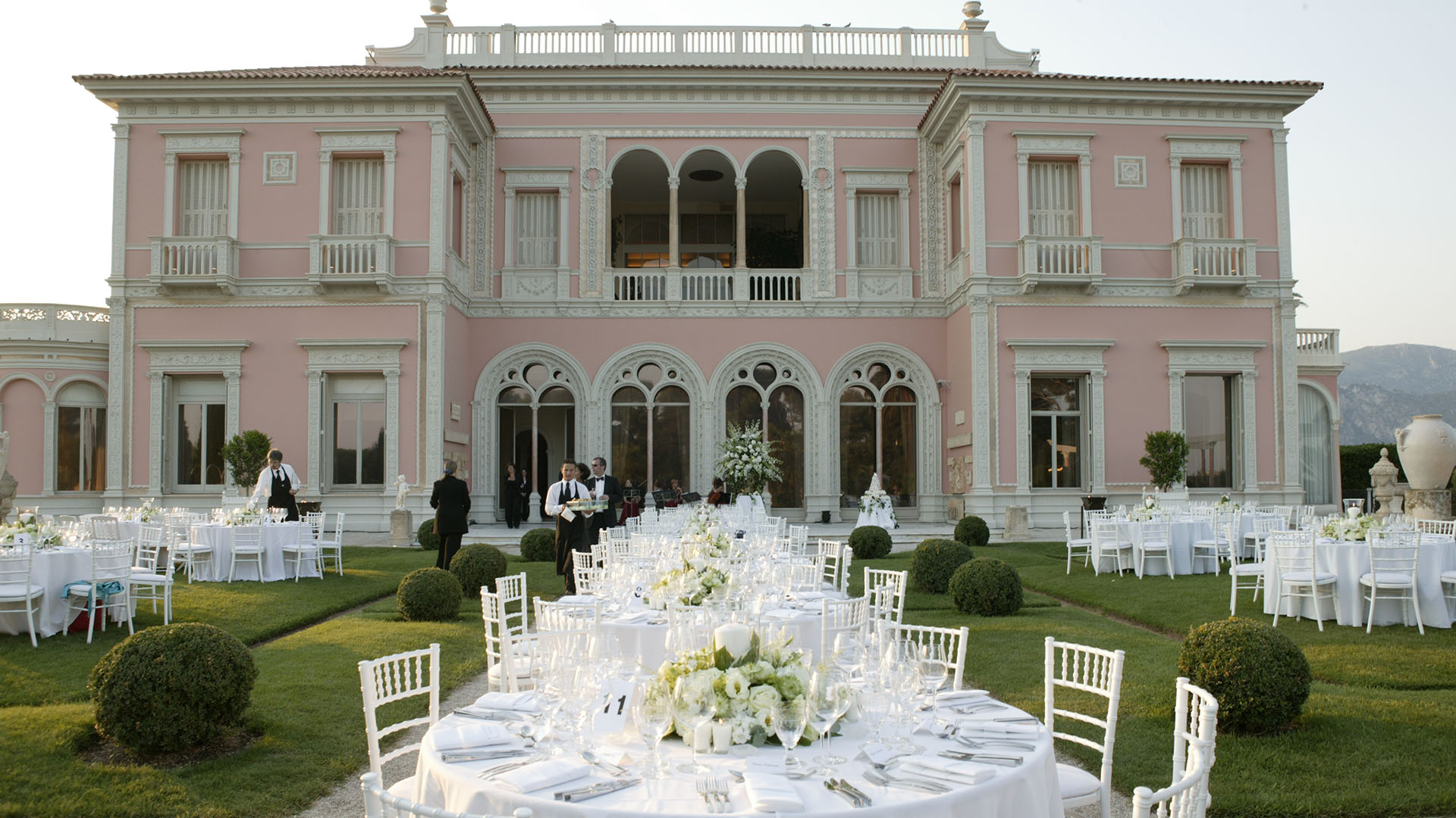 WEDDINGS - TLC Limited - The Taylor Lynn Corporation